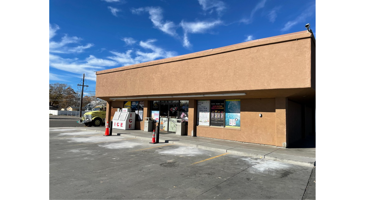 Beer Barn 2 | Dineout Montrose